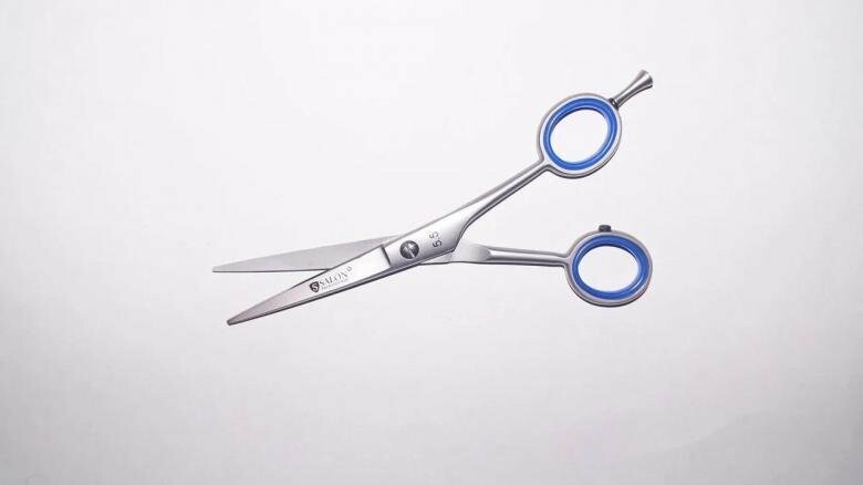 Как выбрать парикмахерские ножницы для новичка и профессионала | Новини